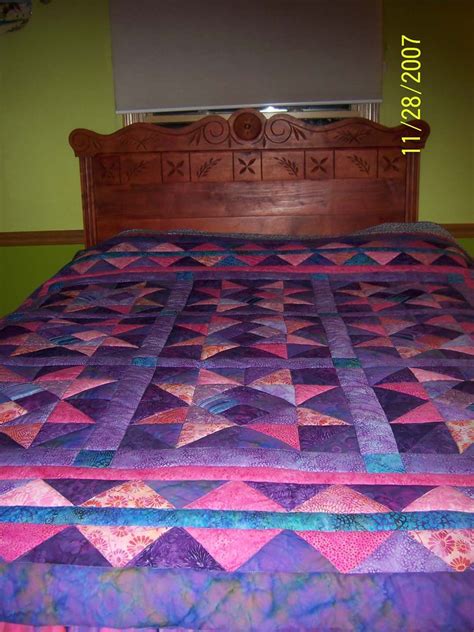 Purple Star Quilt By Ruth Mendel Quilt Inspiration Quilts Scrappy