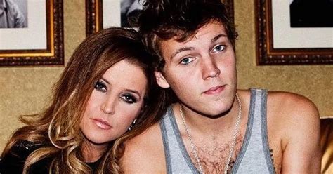 Lisa Marie Presley Kept Benjamin Keoughs Body At Home For Reason She