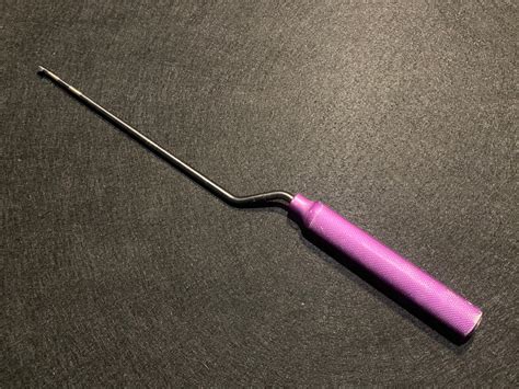 Nuvasive 3100020 Bayonet Spinal Curette Str Small