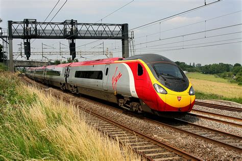 Class 390 Tomcurtisrailgallery