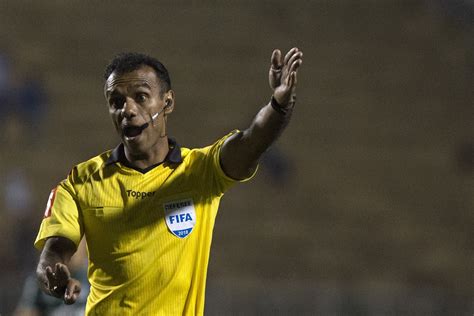 CBF volta a escalar arbitragem da Fifa na Série C para jogos que vão definir acessos