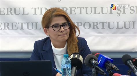 Ministrul Tineretului şi Sportului despre scandalul plăcuţelor de