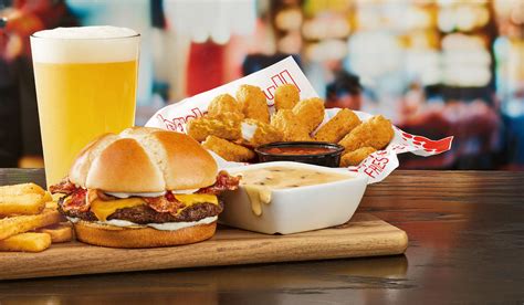 Red Robin Rolls Out New Cheese Lovers Menu Fsr Magazine