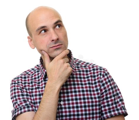 Создать мем лысый смотрит вверх молодой мужчина мужчина с рукой у подбородка Картинки