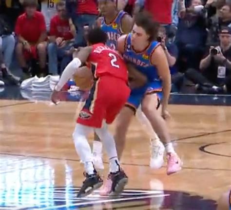 Josh Giddey Hit With Low Blow As Tempers Flare In Thunder Pelicans Play