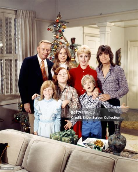 Dave Madden Canadian Actor Suzanne Crough Us Actress Danny News
