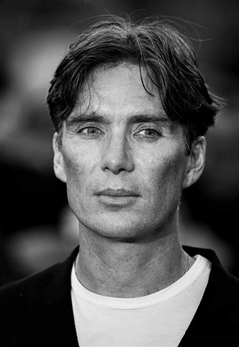 Взривоопасно секси Килиън Мърфи и атомната бомба