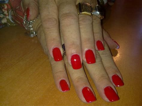 La belleza al alcance de tus manos Uñas Esculpidas con esmaltado
