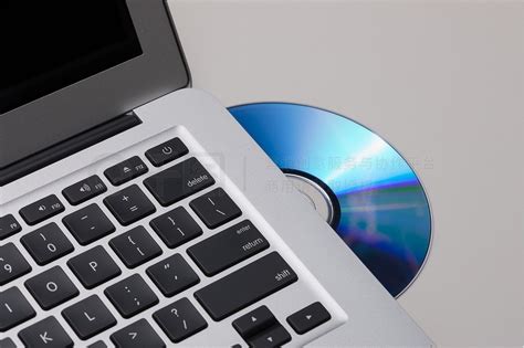 白色高清图片 笔记本电脑 产品实拍免费下载 格式 1024像素 编号66942918 千图网