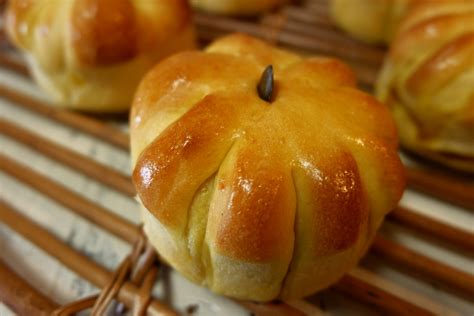【ホシノ酵母】かぼちゃあんぱんを焼きました 京都市南区・十条 手ごねの天然酵母パン教室 なのはな