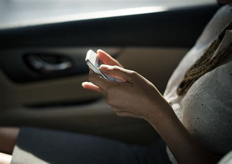 Full Texting While Driving Ban Supported By Florida Governor Arrive