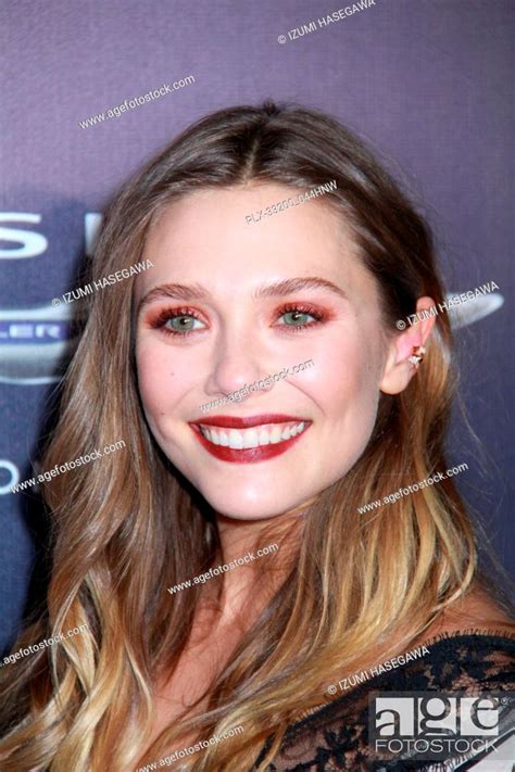 Elizabeth Olsen 01082017 The 74th Annual Golden Globe Awards