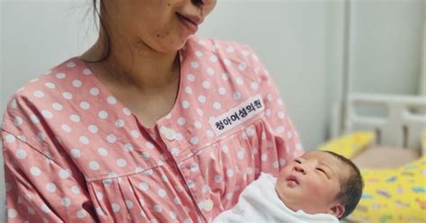 출생아 수 3달 연속 2만명 돌파… 30대 초반이 견인
