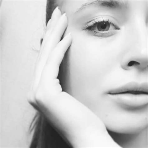 Грищенко Елена Elenagrishchenko • Threads Say More