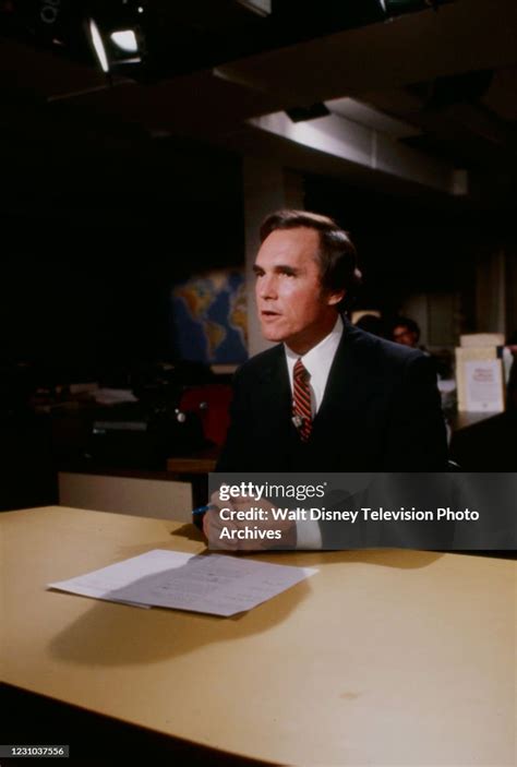 Tom Jarriel Hosting Appearing On The Abc News Tv Series Abc World News Photo Getty Images