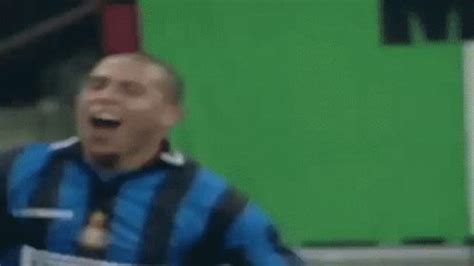 Brazil R9 Brazil R9 Ronaldo Discover Share GIFs Ronaldo
