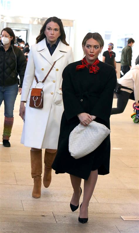Hilary Duff And Sutton Foster On The Set Of Younger In New York 0208