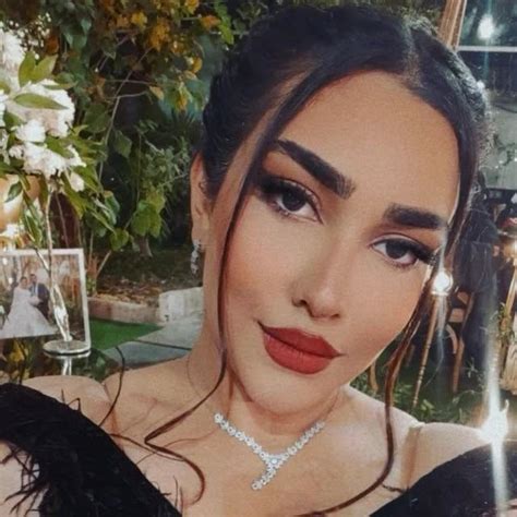 Niloofar Niloufarsaber • Threads Say More