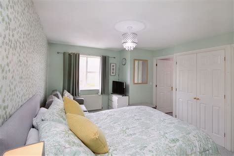 Southwold Crescent Great Sankey Wa5 Ashtons Estate Agency