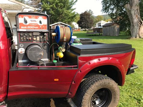 Pin By Tyler Fielding On Build Ideas Welding Trucks Welding Rigs