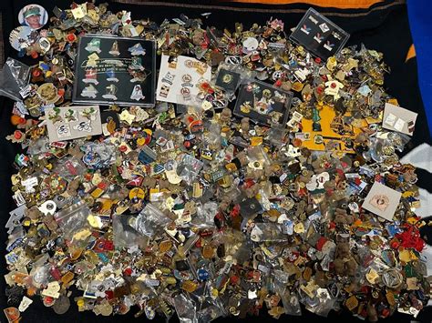 10 190 Kg Pins Sammlung Lot Kaufen Auf Ricardo