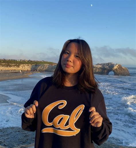 Star Swimmer Kelsey Zhang Commits To Uc Berkeleys Division I Swimming