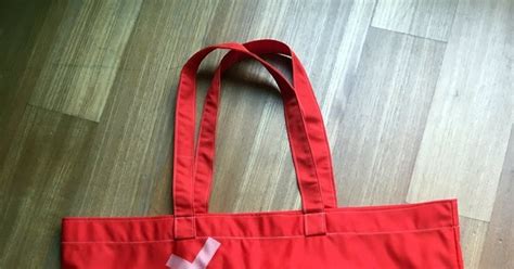 평창 에코백 들고 인도 순방 나선 김정숙 여사