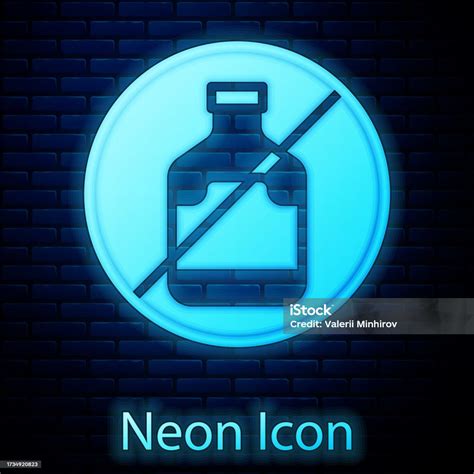 벽돌 벽 배경에 고립 된 빛나는 네온 알코올 아이콘없음 알코올 음료 금지 맥주 병 유리와 금지 된 기호 벡터 경계 표지에 대한 스톡 벡터 아트 및 기타 이미지 Istock