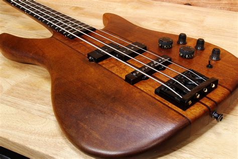 Peavey Vintage 1991 Dyna Bass Koa Wood Neck Thru Activepassive Usa Un