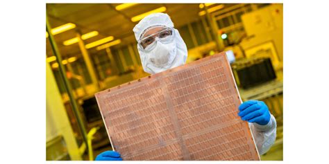 Intel Unveils Industry Leading Glass Substrates To Meet Demand For More