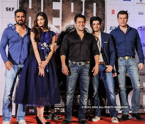 Salman Khan And Sunil Shetty During The Trailer Launch