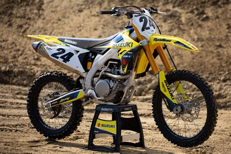 Video We Ride Ken Roczens Factory Suzuki Rm Z450 Cycle News