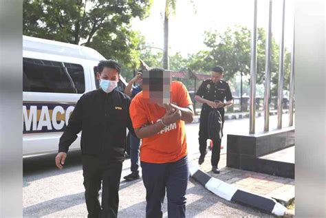 Penjawat Awam Direman Disyaki Terima Rasuah Urus Permohonan Tanah
