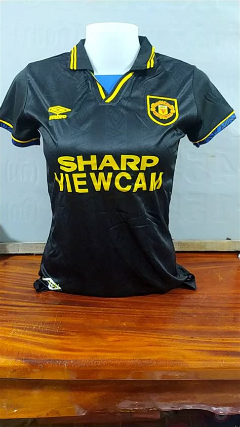 👉เสื้อกีฬาผู้หญิง👈 สโมสรฟุตบอลแมนเชสเตอร์ยูไนเต็ด Manchester United Football Club ฤดูกาลเก่า