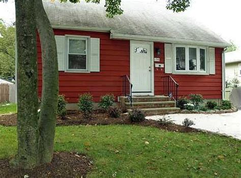 136 Lakeview Ave South Plainfield Nj 07080 Zillow