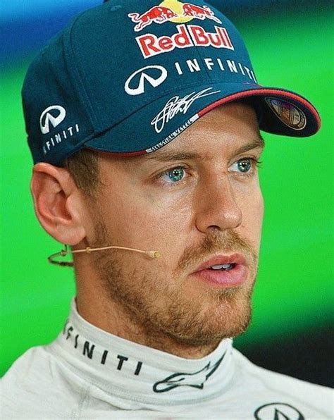 Pin Di Jerry Su Sebastian Vettel Auto Da Corsa Celebrit Corsa