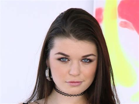 Anastasia Rose Mix Rhardcoreaction