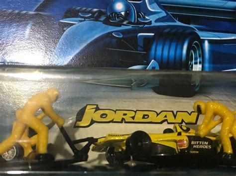 Hot Wheels Gp Jordan Mugen Honda F Team Pit Crew Set On Carousell