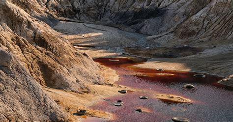 Scientists Think Theyve Finally Discovered What Happened To Mars Water