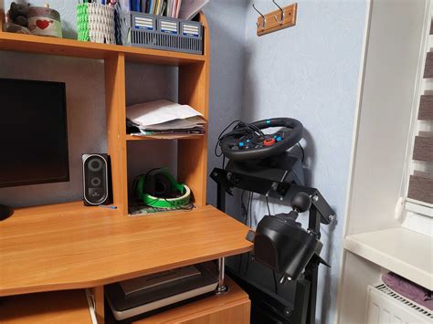 Руль Logitech G29 з педалями, КПП і підставкою: 11 000 грн. - Аксесуари ...