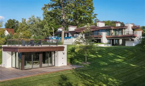 Lake Minnetonka Modern Residence Deephaven Mn Usa 2 The