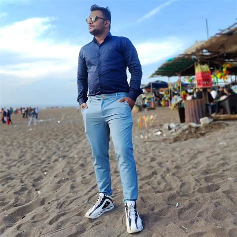 Bashir Shaikh Basir Shaikh Official 08 • Threads Say More