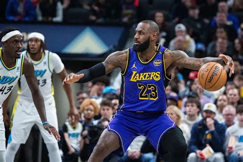Lebron James Wins It At The Buzzer As Lakers Snap Losing Streak In Wild