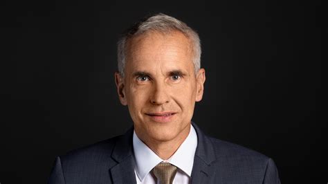 Medien Urs Fehr Steuert Kommunikation Der Tx Group Horizont