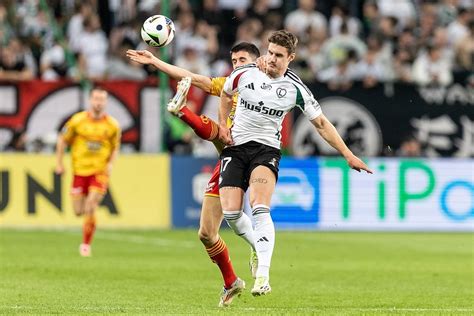 Legia Jagiellonia hit dla mistzów Polski Ogromny pech Szkuryna