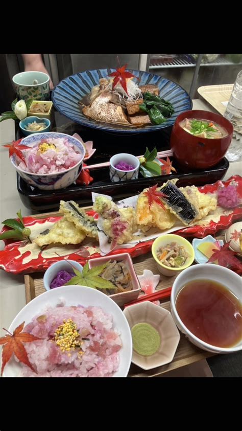 和食 きんぎょ 今年も週替わりランチ後わずか20日まで 20日〜24日 きんぎょランチのみの営業です。 25日からおせちの準備に入る為