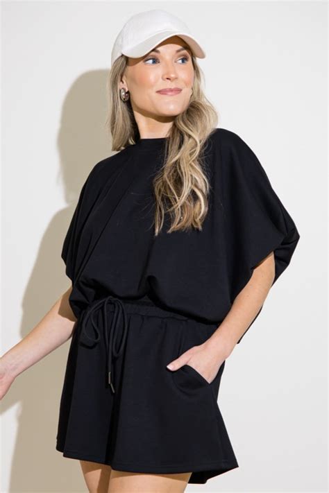 Gwen Set Black New Arrivals The Blue Door Boutique