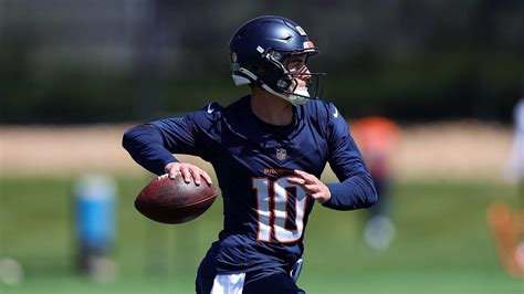 Denver Broncos Qb Bo Nix Is Already Finding A Connection With One