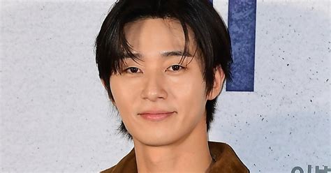 당황·답답했던 박서준 고민 끝 머리띠 착용 거부 직접 해명 오해가 있었던 것