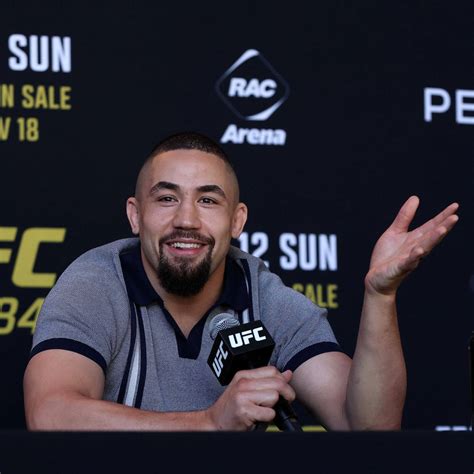 Download Robert Whittaker At Ufc 284 Press Conference Wallpaper